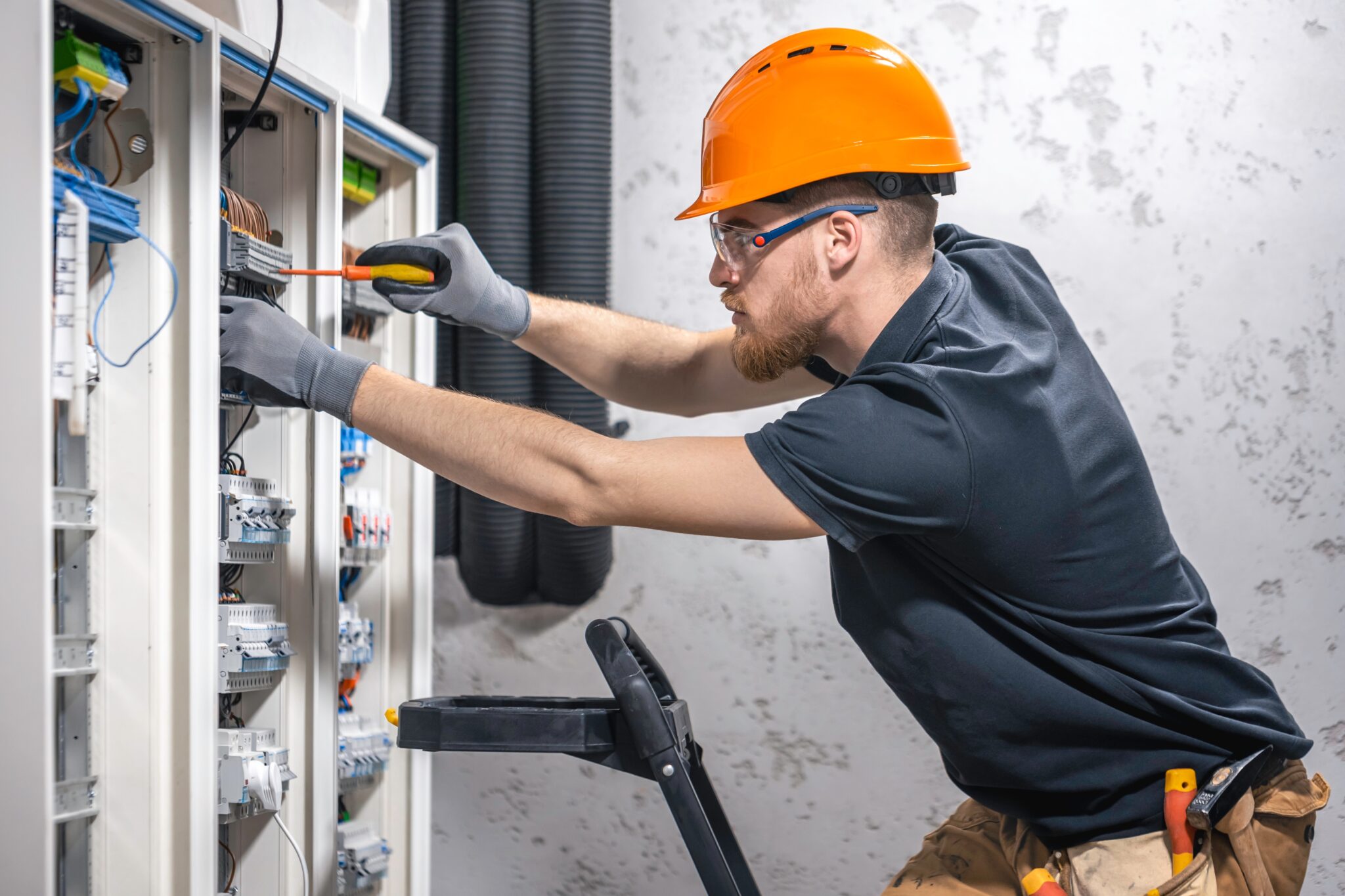Electricians Will Sometimes Call What Disconnectsnull